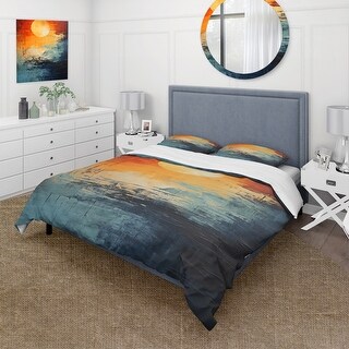 Designart "Sunset Strip at coastal paradise III" Coastal Minimalism Bedding Cover Set ...